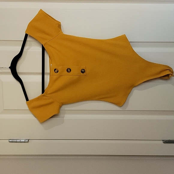 orange kiss | Tops | Top | Poshmark